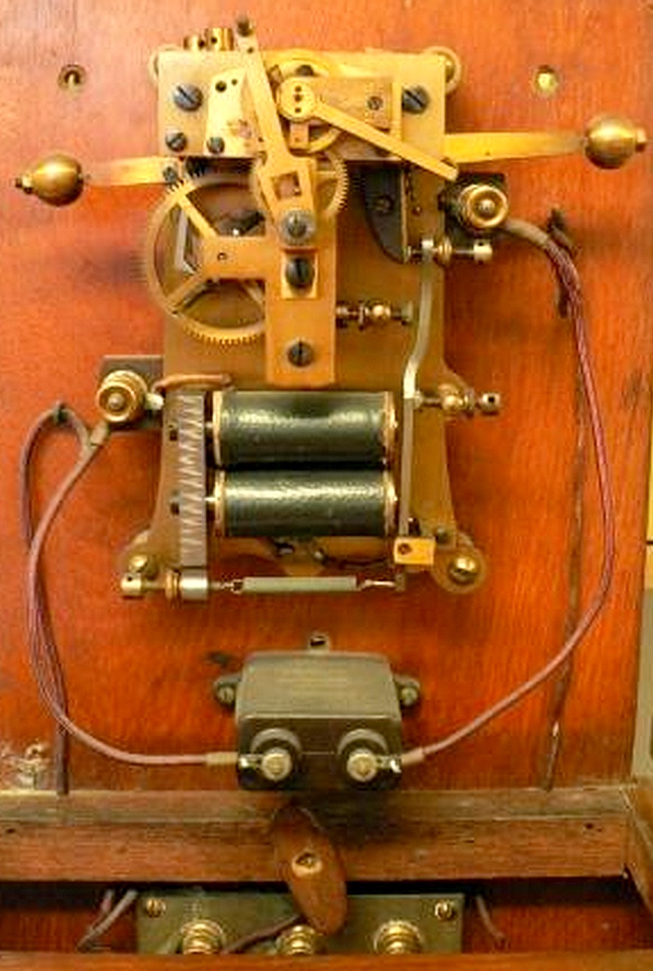 clockdoc.org - /media/Synchronome/Marine masters/